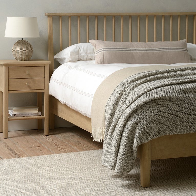 Beds - King, Double & Single - The Cotswold Company