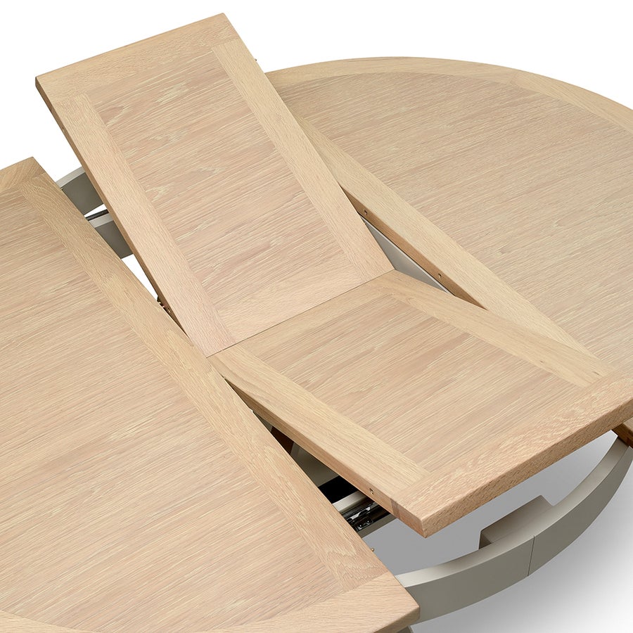 Chester Limestone 4-6 Seater Round Extending Dining Table