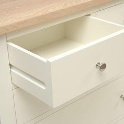 Chester Classic Cream 5 Drawer Chest